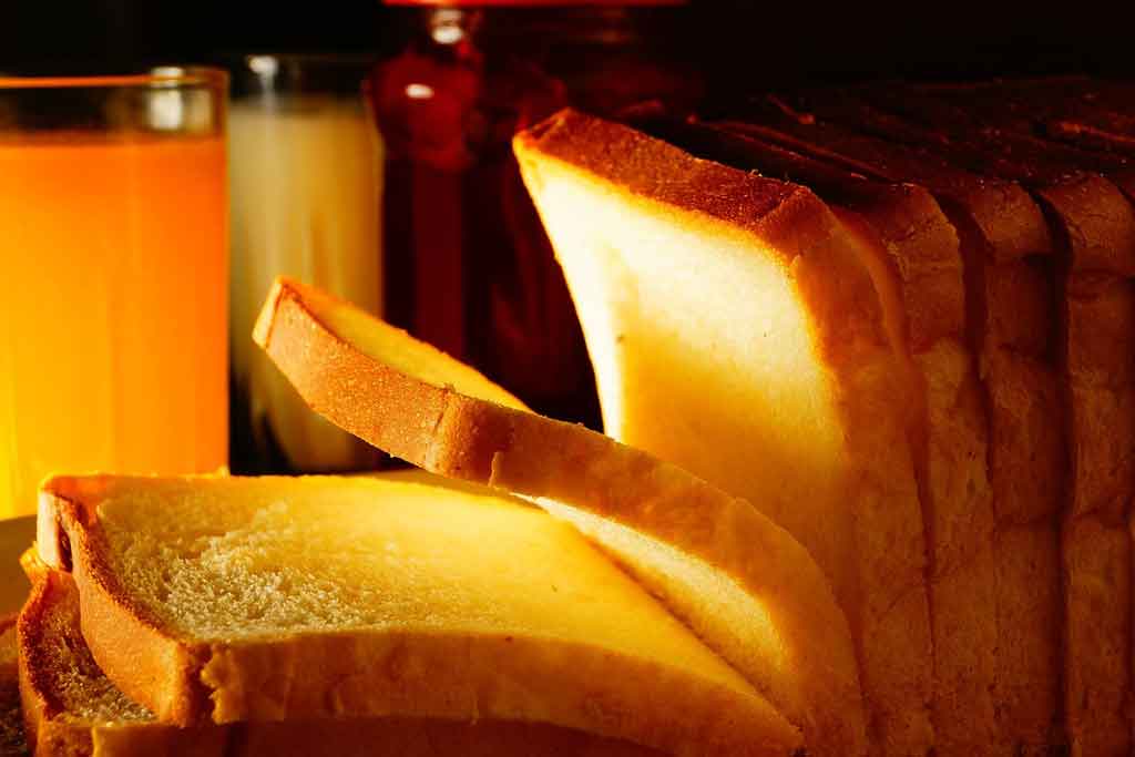 WHITE SLICE BREAD BIG(FFD) - Royal Breads